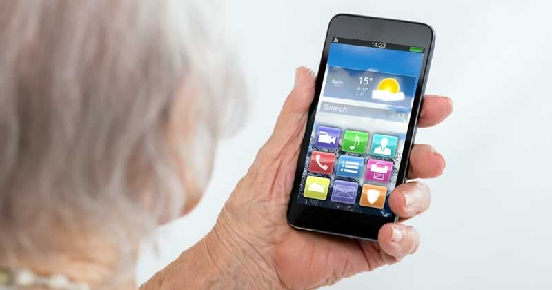 Must-Have Senior Phones for Your Parents and Grandparents